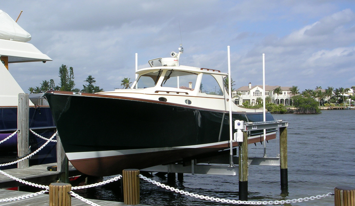 boat_lift_1 | 1st Performance Marina